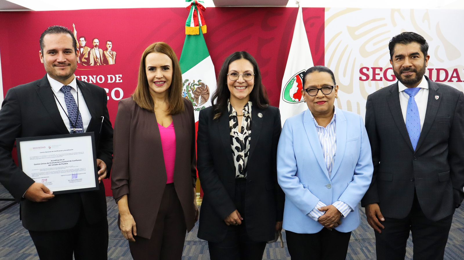 Acredita Gobierno Federal al Centro de Evaluación y Control de ...
