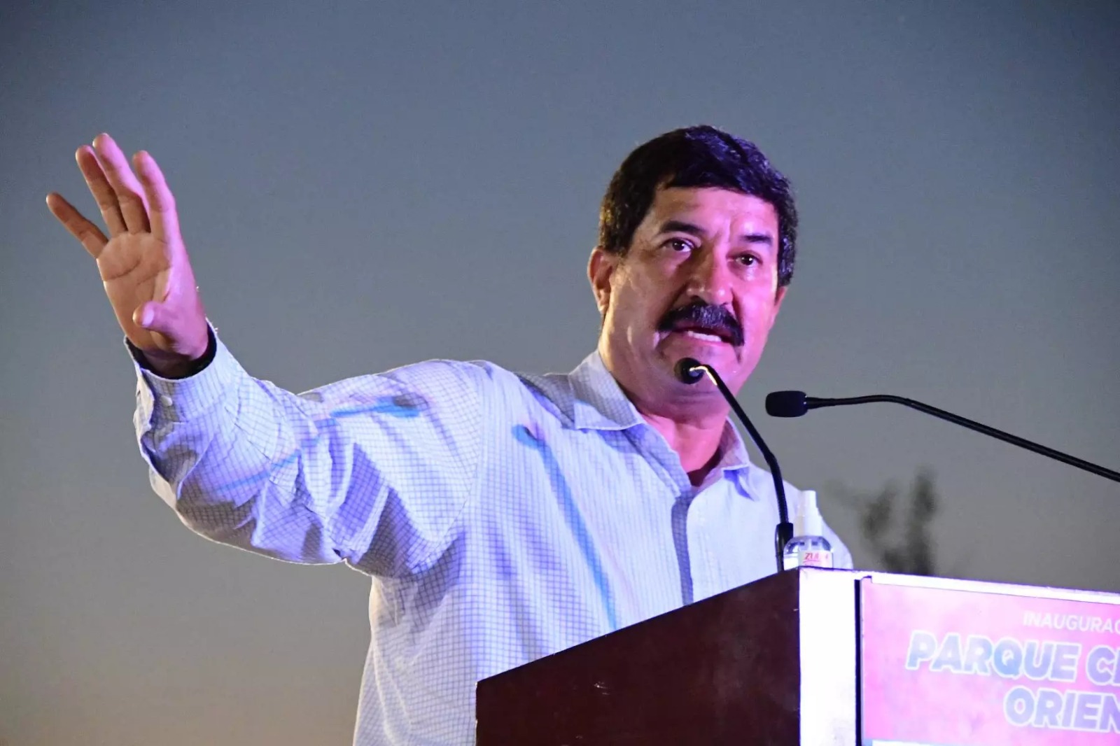 Javier Corral denuncia a Maru Campos por intento de detención y abuso ...