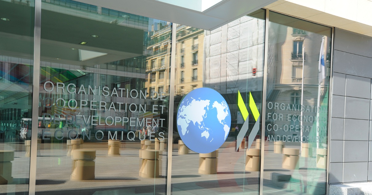 La OCDE mejora su pronóstico de crecimiento económico global