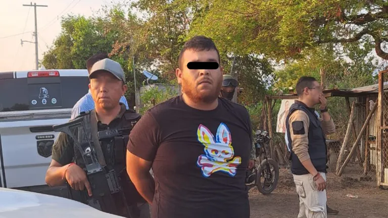 Detienen A ‘el Rojo Presunto Implicado En Asesinato De Hipólito Mora